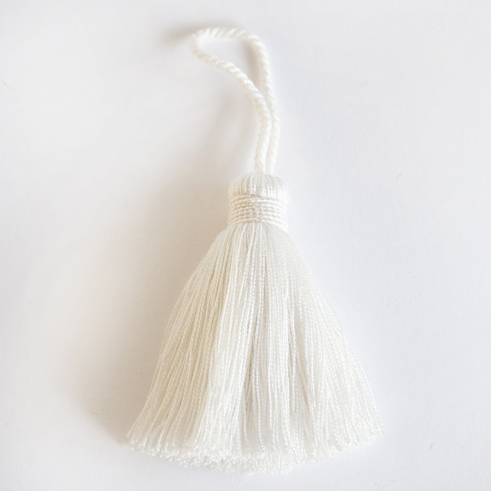 Tassel, White – Tonic Living